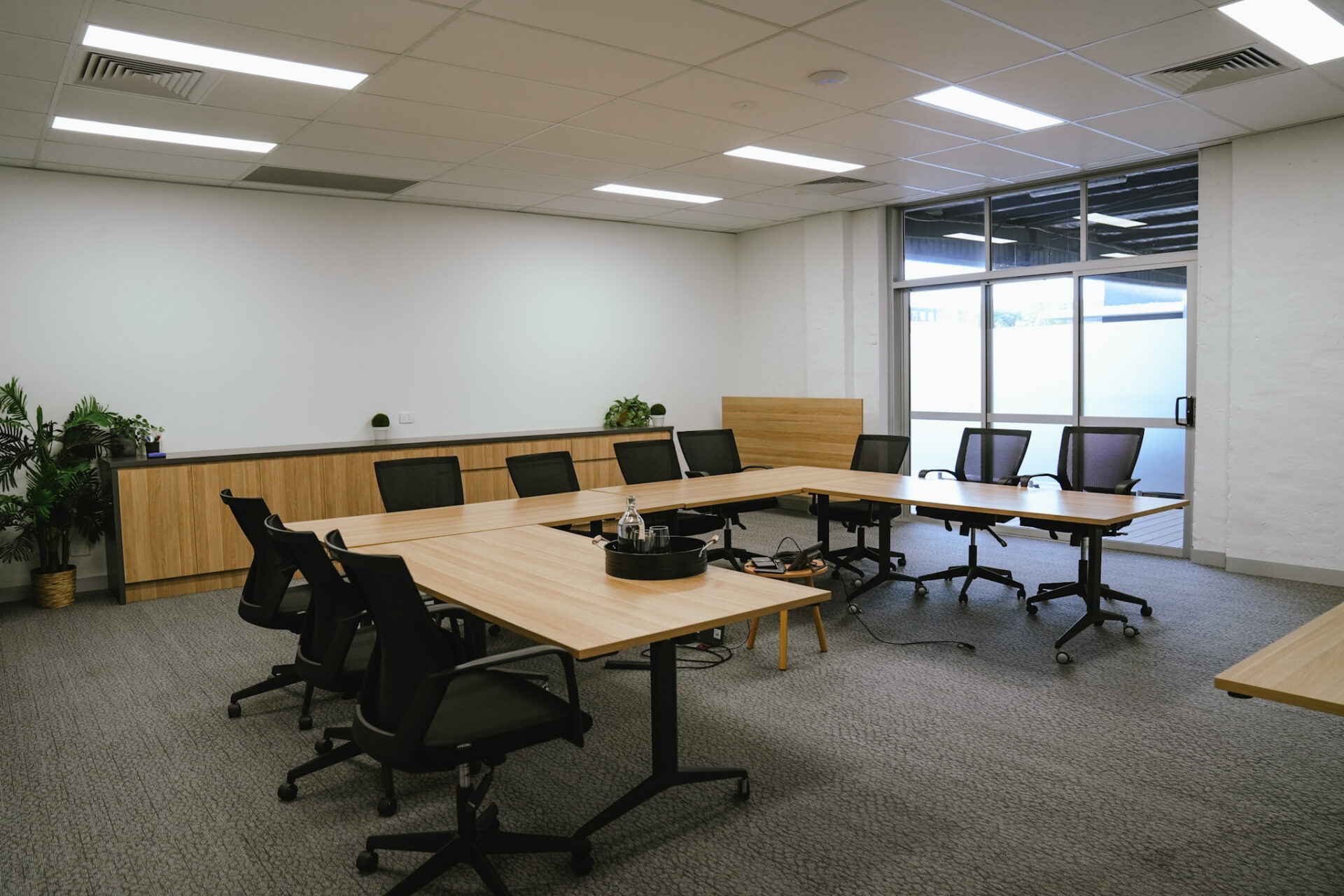 Spaces That Empower and Connect – Vennu